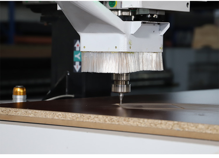 2130 ATC CNC Router com eixo rotativo do fabricante da China - Igolden CNC